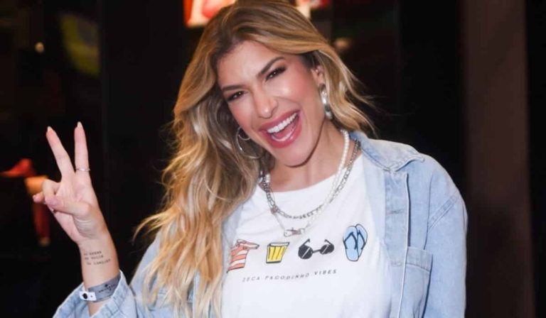 Lore Improta aproveita dia na CCXP: 'foi incrível!'