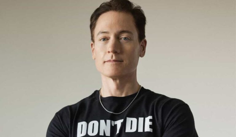 Bryan Johnson, il milionario che desidera restare giovane, rivela i ...