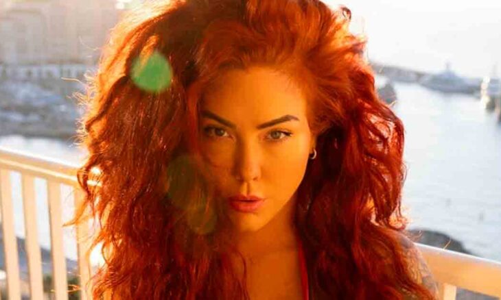 Hayley De Sola Pinto and Courtney Veale