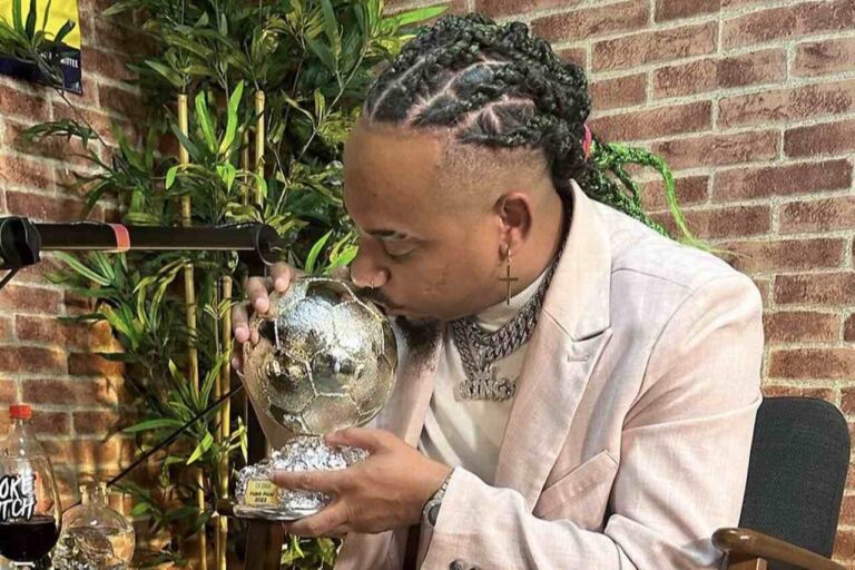 Former Portuguese Chelsea player announces career in the adult ...