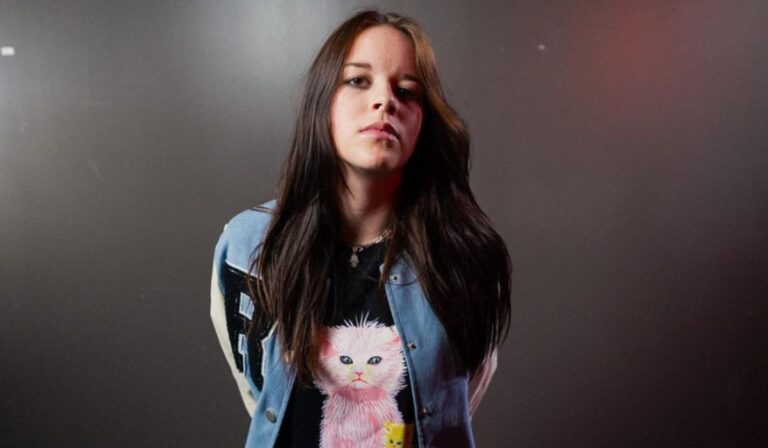 Musiikkilapsi Nell Smith kuolee 17-vuotiaana traagisessa auto ...